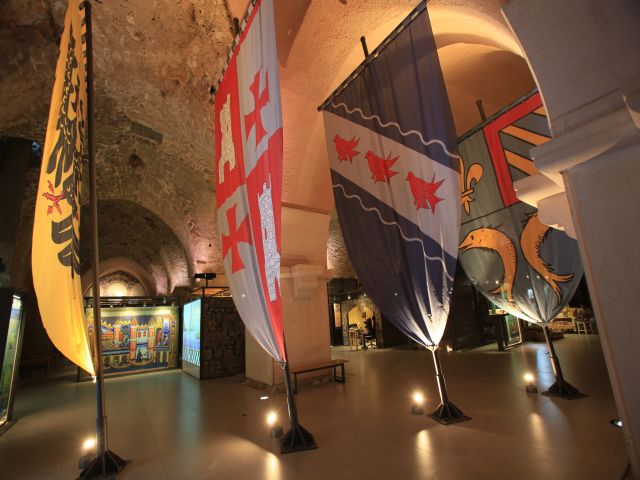 Attractions - OLD AKKO